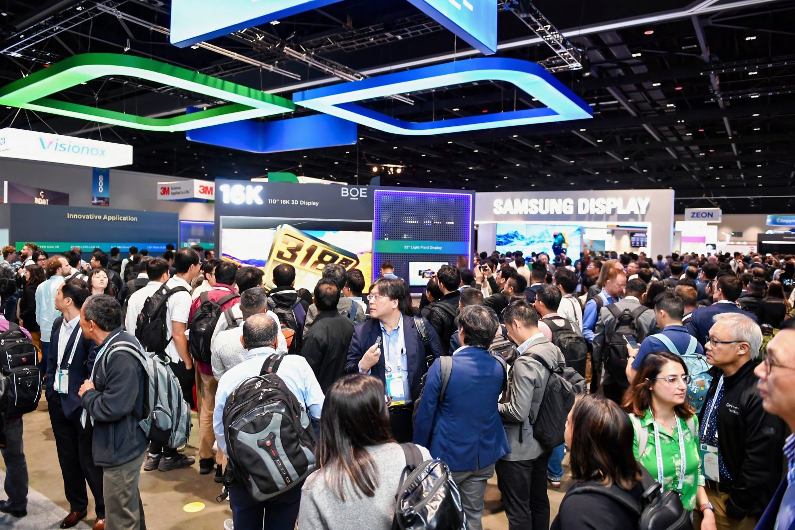 BOE（京东方）-全球创新型物联网企业